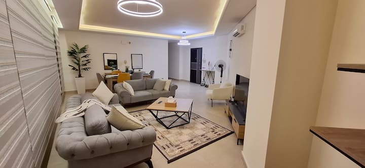 Luxurious Modern Apt. In Hamra/lau (24/7) 4 Ac - Beirut