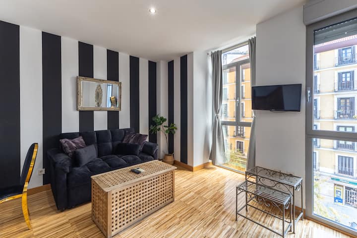 O Black 5* Estudio Para 4 Sol-mayor Opción Garaje - Madrid