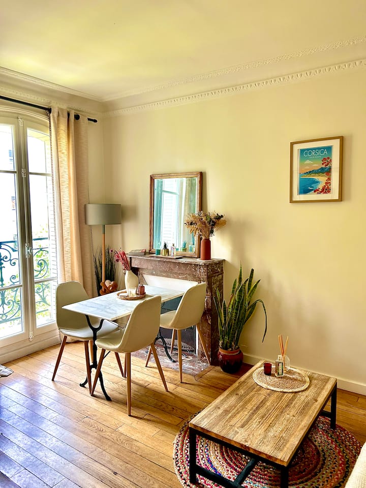 Charmant 2 Pièces Haussmannien - Paris