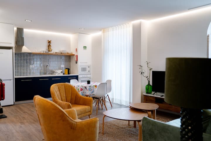 Premium 1 Bedroom Apartment • City Center - Ponta Delgada