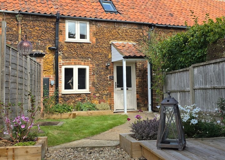Coastal, Luxury, Cosy Cottage - Snettisham