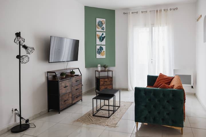 Evasion Prestige - Suite Spa, Sauna & Patio - Saint-Quentin