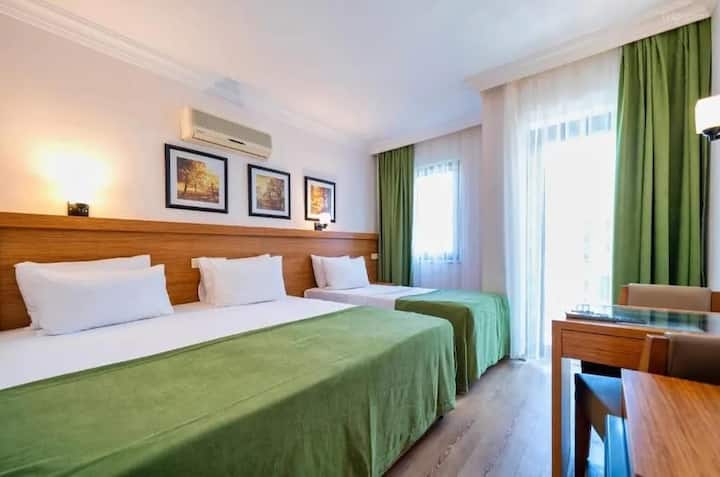 Triple Room With Balcony-fethiye Park Hotel - Ölüdeniz