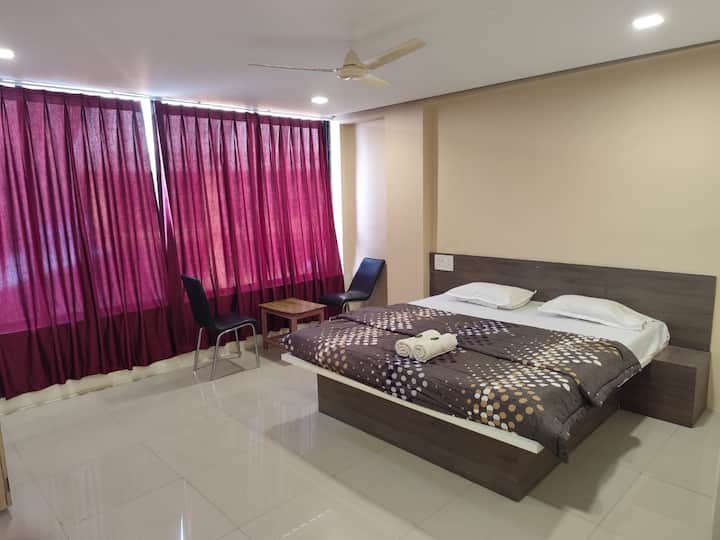Hotel Son Of Sun,tuljapur - Tuljapur