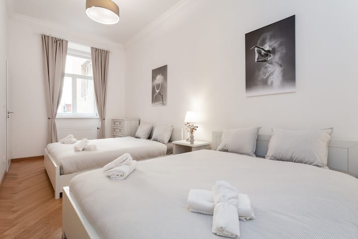 City Center | Wenceslas Square | Premium Comfort - Prague