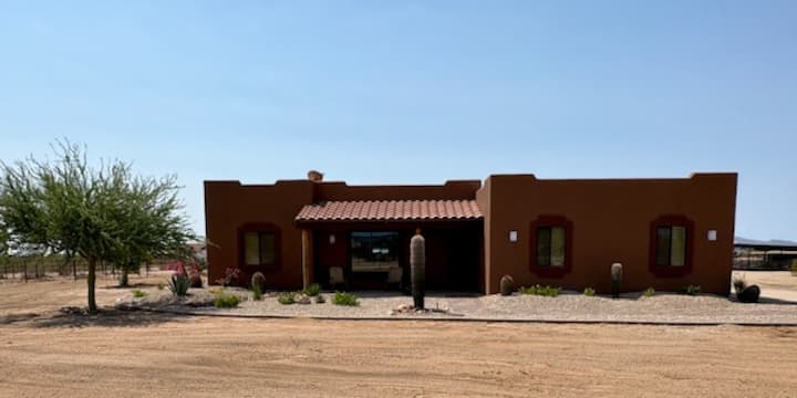 Beautiful Home/horses Welcome - Morristown, AZ