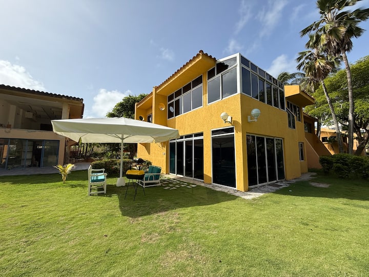 Casa Con Jardin Espectacular En Caribbean Suites - Venezuela