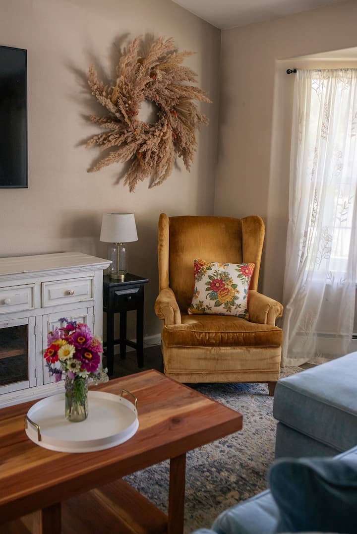 Fruita Getaway | Hot Tub, Pet Friendly, Back Yard - Fruita, CO