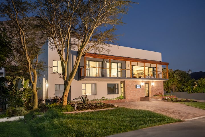 Hartsplek - 7 Bedroom House, Voëlklip - Hermanus