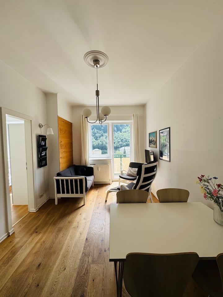 Cozy Apartment With Views - Bad Gastein