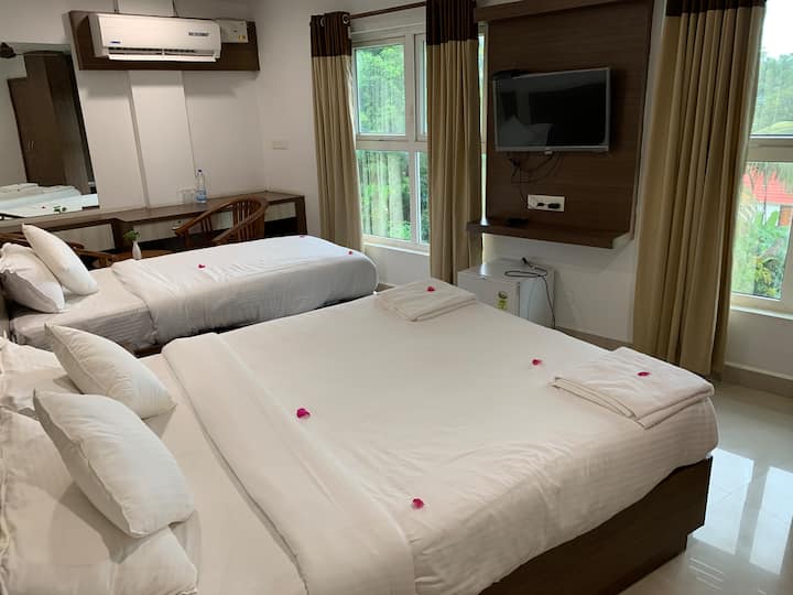 Triple Room - Kumarakom