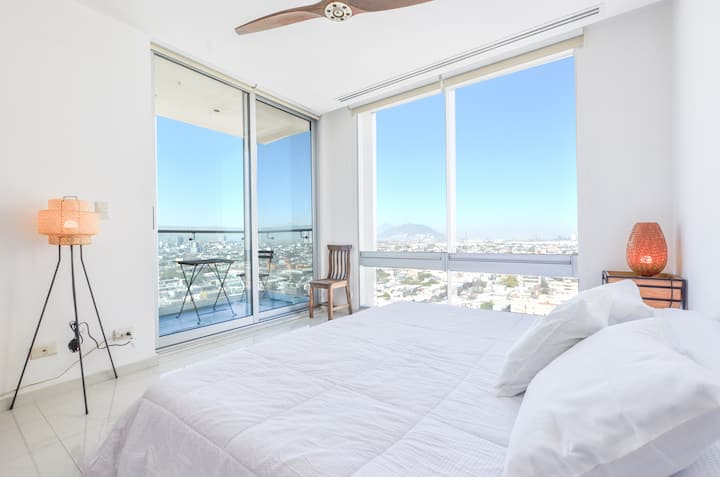 ¡A Pasos De Santa Lucía! 1 King & 2 Queen Bed 7ppl - Monterrey