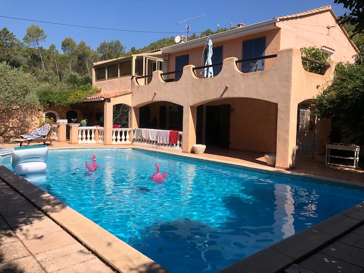 Havre De Paix En Provence Avec Piscine Privée - Brignoles