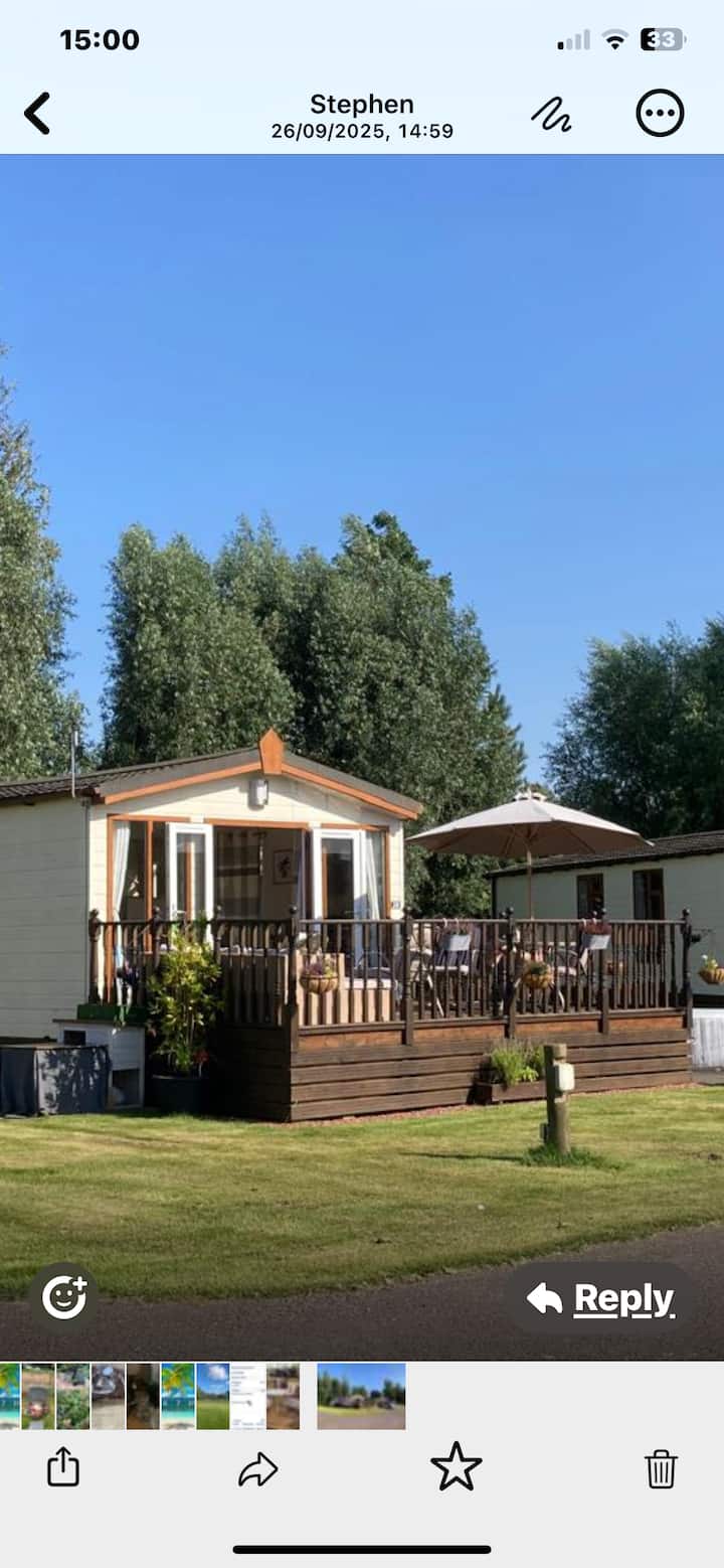 Welcome To Edna’s Lodge - Wisbech