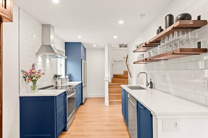 Downtown Duplex – Rent Both Homes - Sleeps 12-14! - 브레켄리지