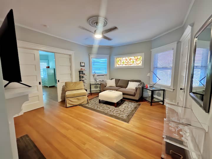 Casa Viola 2 - Montclair, NJ