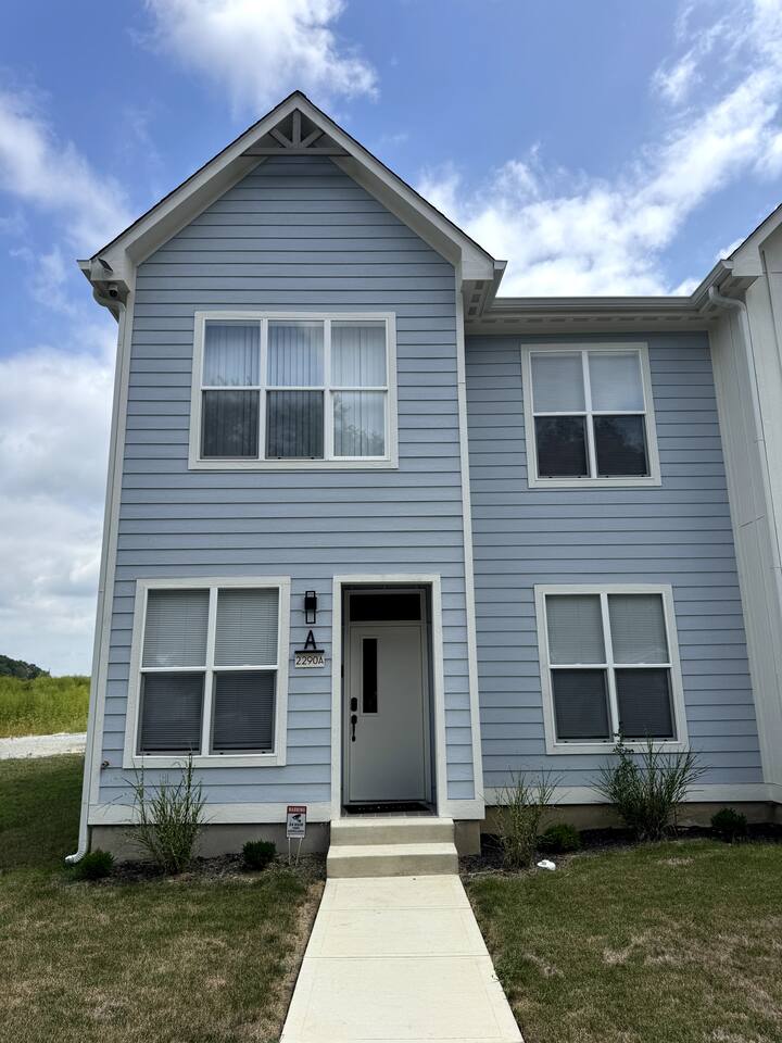 Townhouse In Kokomo - Kokomo, IN