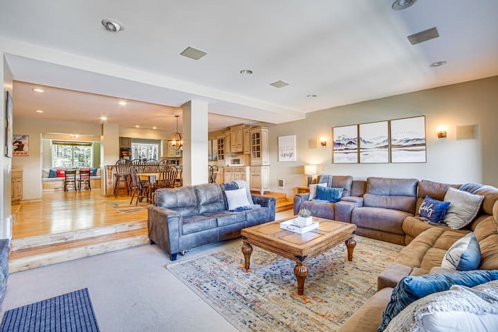 Mountain Villa, Walk To Ski - Brian Head, UT