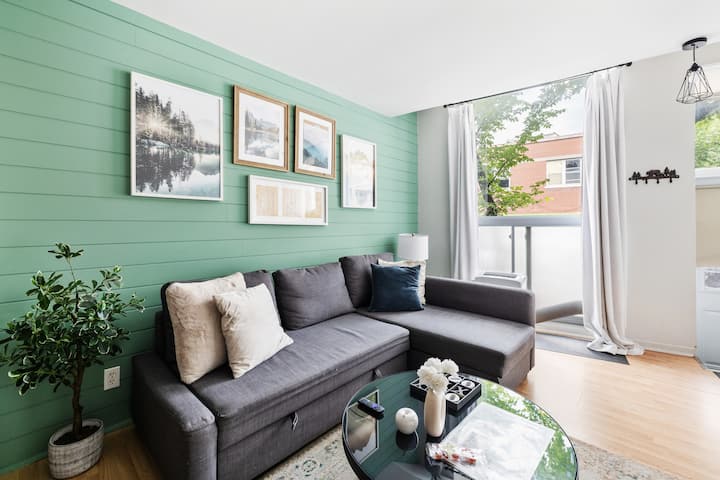 The Prescott - Quebec City