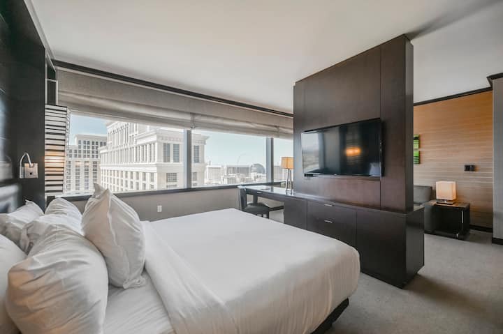L34 Vdara Panoramic Studio | Center Strip | View - Las Vegas Strip, NV