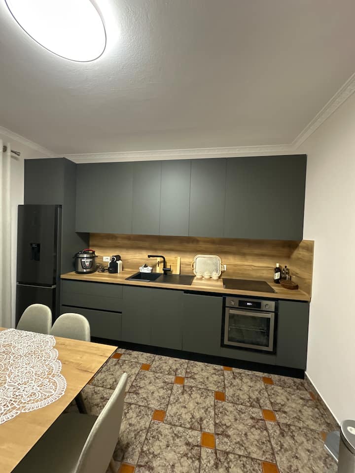 Cozy Apartment In Tirana, Albania - Tirana