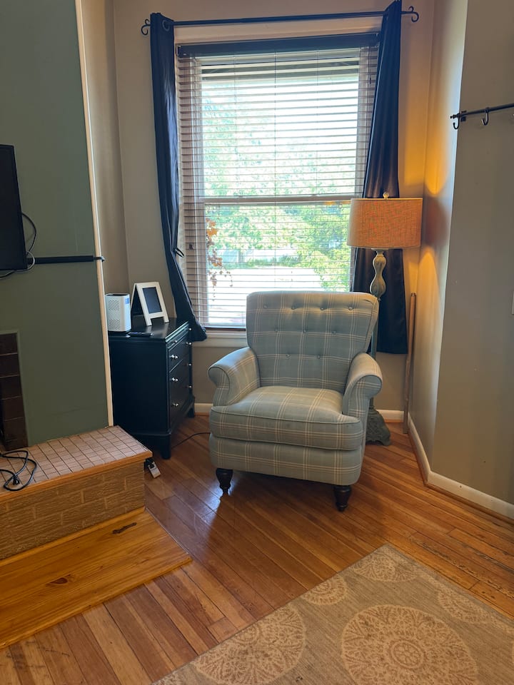 Row House Guest Suite 1 - Topeka, KS