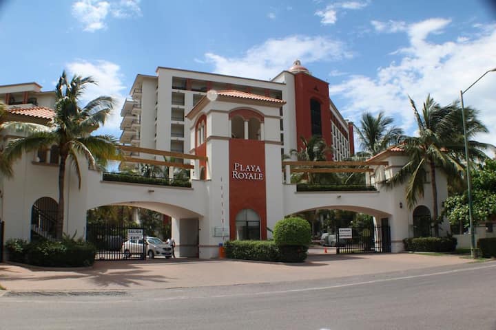 Playa Royale 3 Bedrooms / 3 Restrooms Condo 3506 - Nuevo Vallarta