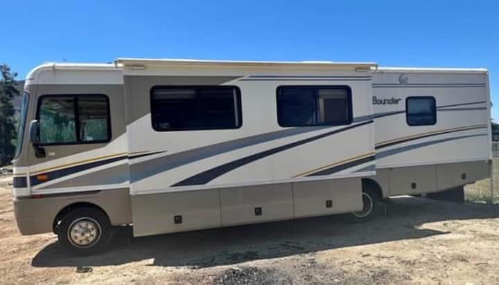 Rv That Feels Like Home - Magic Mountain, CA