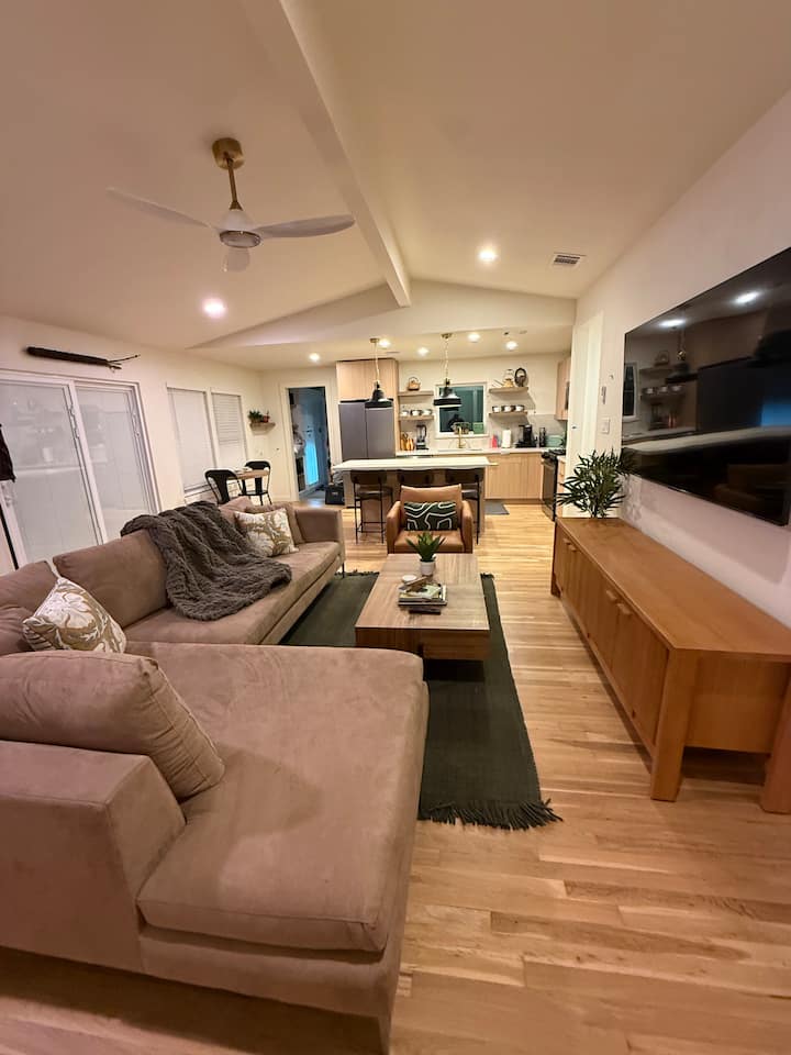 Villa Verde Walking Distance To River - Texas state university, San Marcos