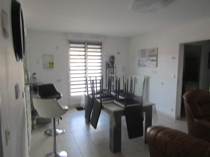 Appartement 64m2 Terrasse 40 M2 Garage Individuel - Malesherbes