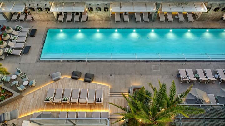Cozy 4bedroom Unit Located In Hollywood - Beverly Hills, CA