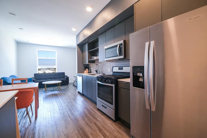 Cozy 3bedroom Unit Located In Hollywood - Beverly Hills, CA