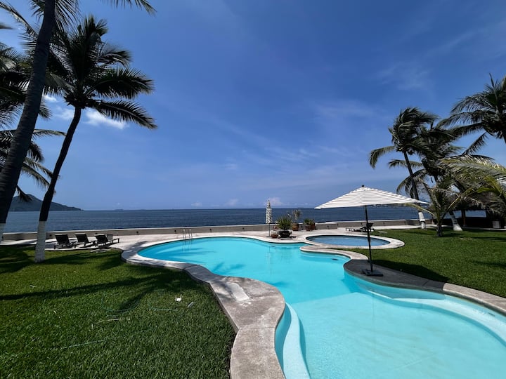 Departamento A Pie De Playa En Manzanillo - Manzanillo