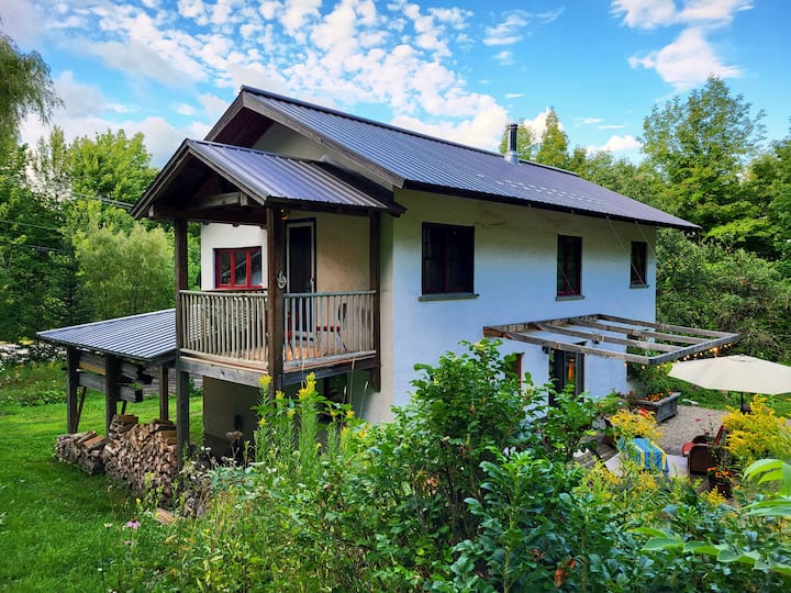 Charmante Maison Rustique En Chanvre - Sutton