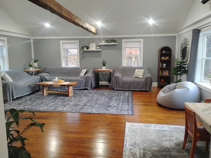 Bending Pines Country Retreat - Liverpool, PA