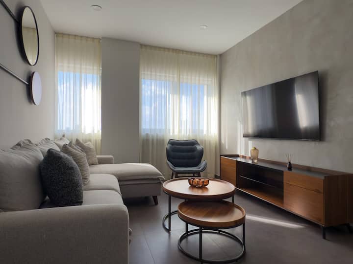 Altura, Confort Y A/c En La Moderna – Piso 18 - Guadalajara