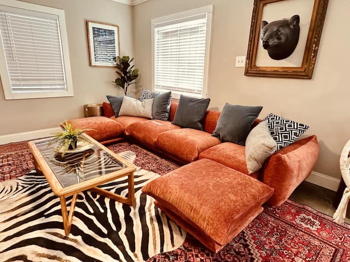 Casa Bohemian 3/2 Hot Tub Sleeps 14 - Atlanta, GA
