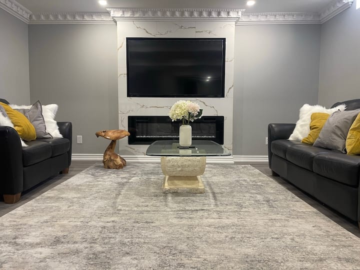 Comfort Stay 3 King Beds,2 Full Baths Apartment - Markham