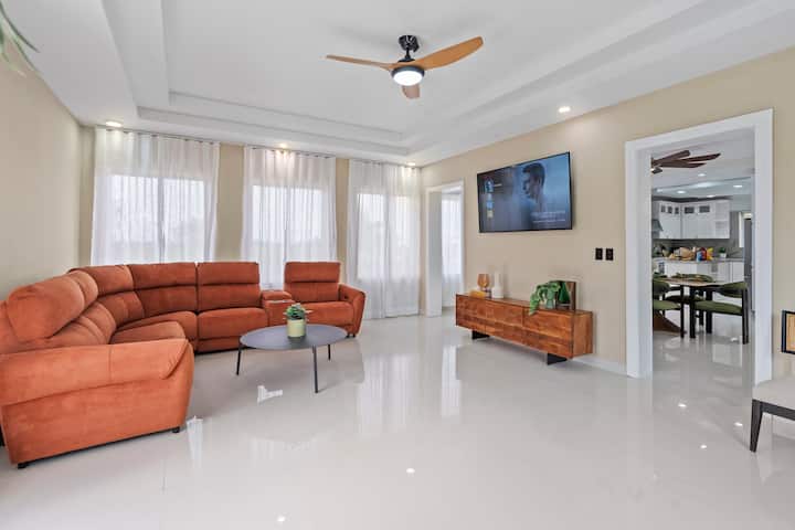 Luxury House In Vista Cana - Punta Cana