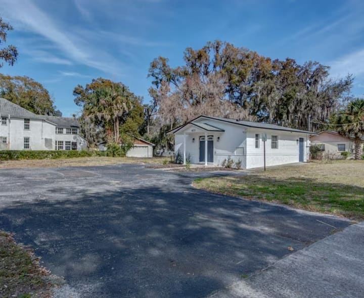 Sanford Commercial 3 Office Spce - Sanford, FL