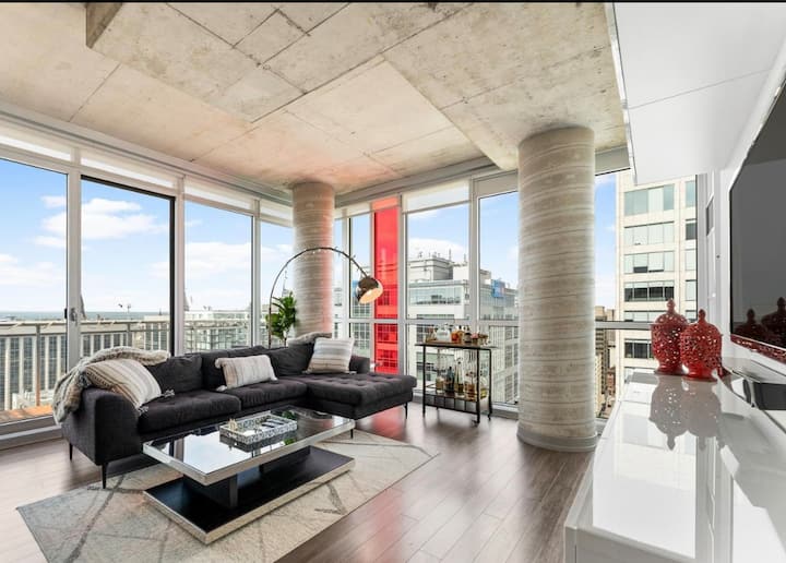 Modern 2-bed Condo In The Heart Of Centretown - Ottawa