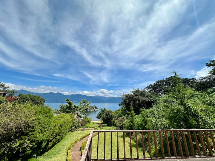 Casa Con Acceso Directo Al Lago Atitlán - San Lucas Tolimán