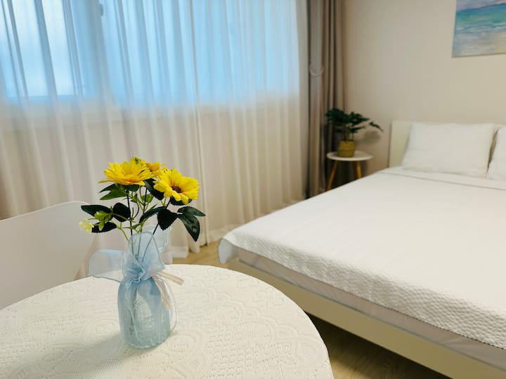 침대4개/동궁과월지4분/대릉원,첨성대5분/황리단길7분/경주월드10분/주차가능 - Gyeongju-si