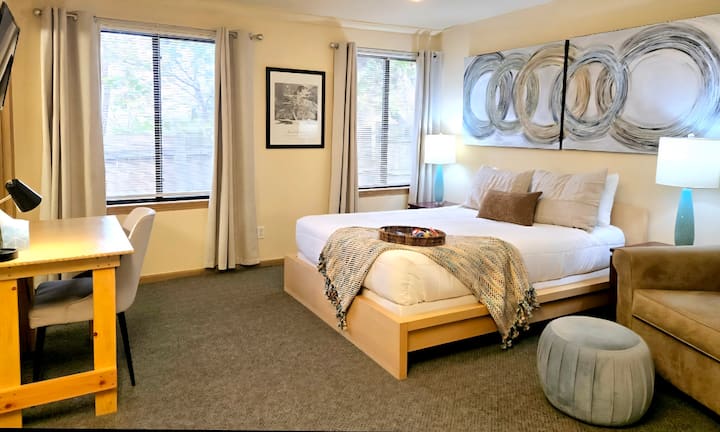 Lucky Studio #13 - Nebraska