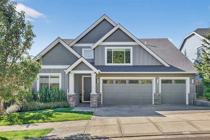 Temporary Home In Tigard, Or [5br/3ba] - Wilsonville, OR