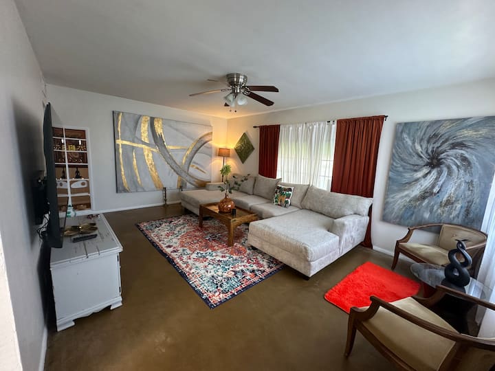 Mid-century Beauty - Phoenix, AZ