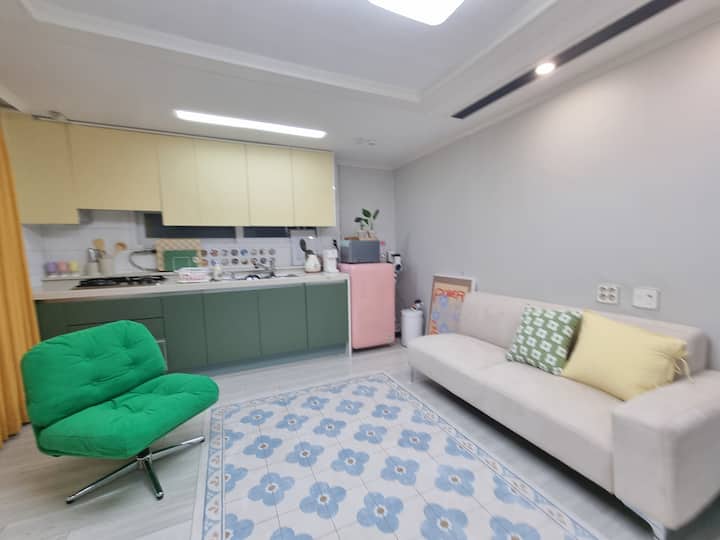 곰달래 하우스(Gomdallae House) - Seoul