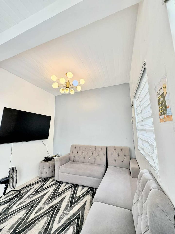 Near Davao Airport 4 Br House- A - Davao City