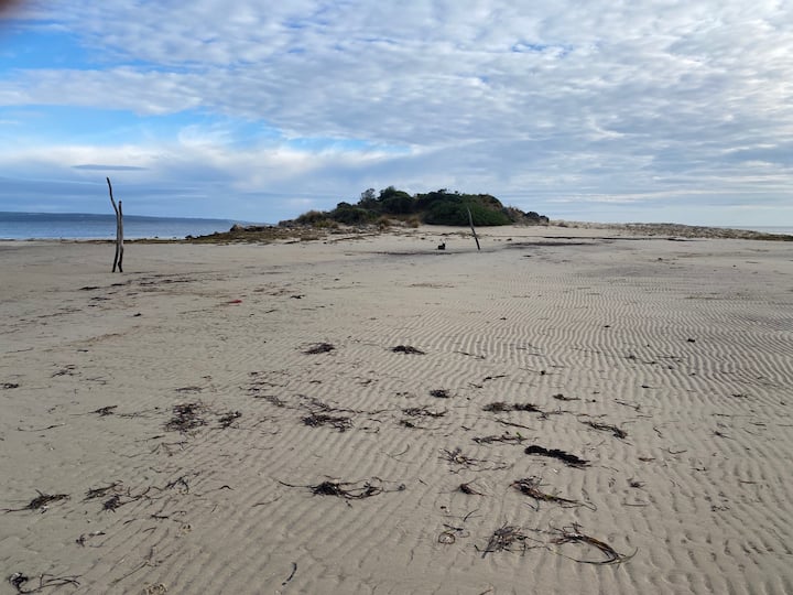 Baudin Beach Holiday Units - U1 - Penneshaw