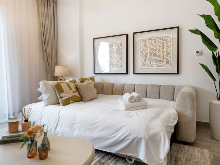 New Modern 1br | 1 Min To Seaworld & Ferrari World - Abu Dhabi